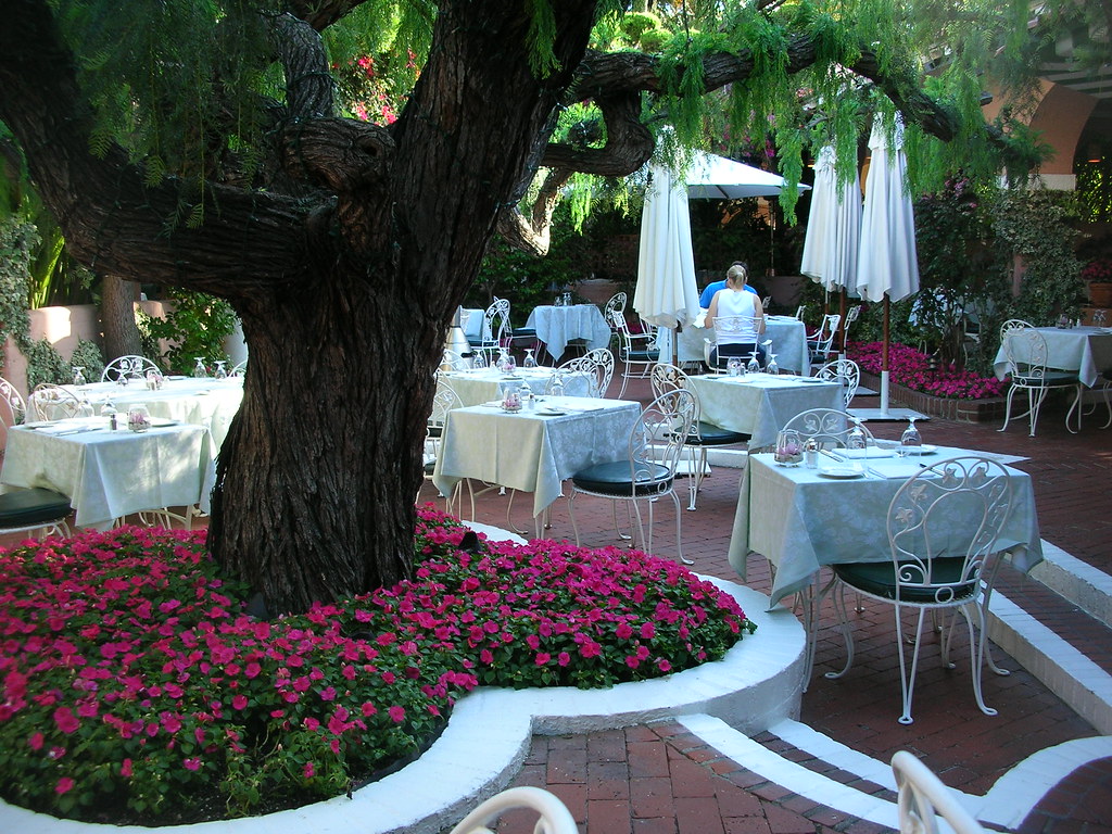 Top 10 Fine Dining Restaurants with a View in the USA